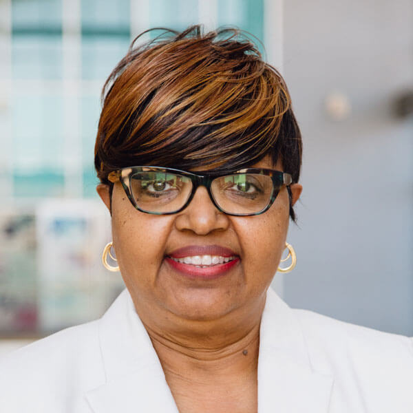 Elizabeth Moore's Instagram, Twitter & Facebook on IDCrawl