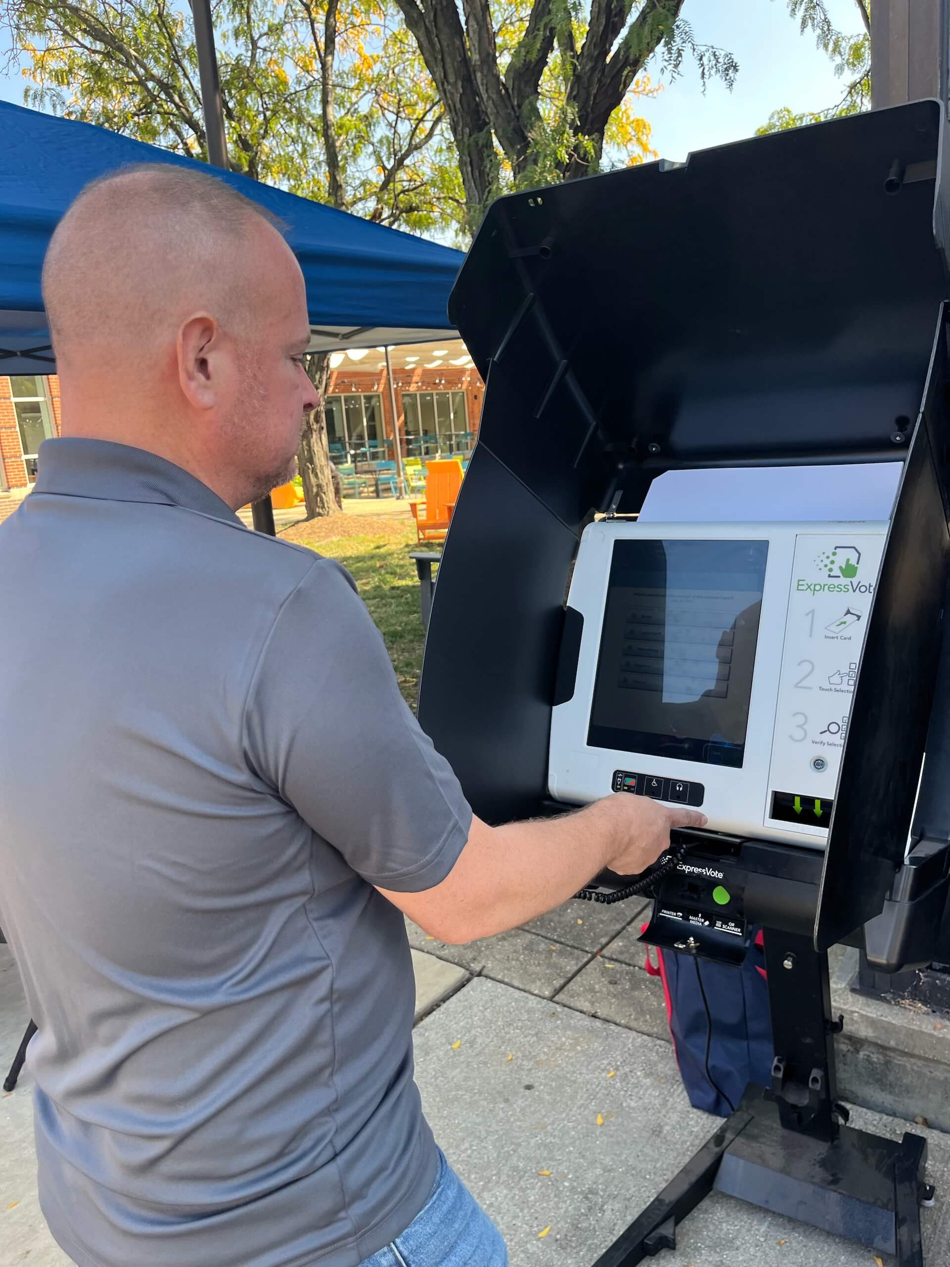 Board of Elections tent promotes voting and volunteering | Public ...