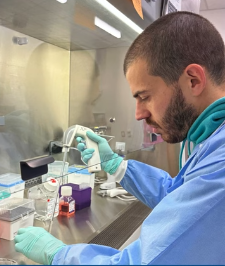 NIH video spotlights the work of biologist Rami Traurig, ’12 | Biology ...
