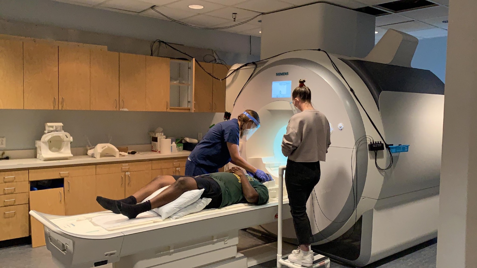 Research study asks: Do deaf and hearing brains do math differently ...